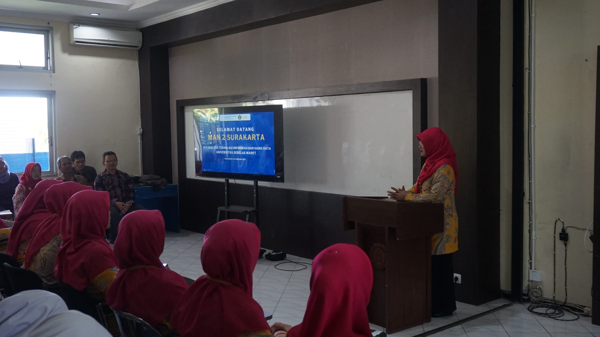 Beranda - Program Studi Sains Data