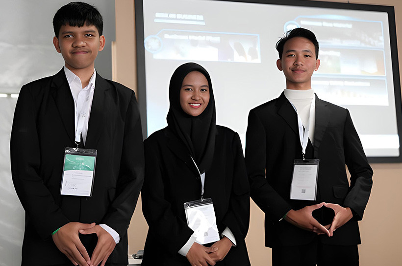 Bengawan Formula Student UNS Raih Dua Podium Di Kompetisi Formula SAE ...