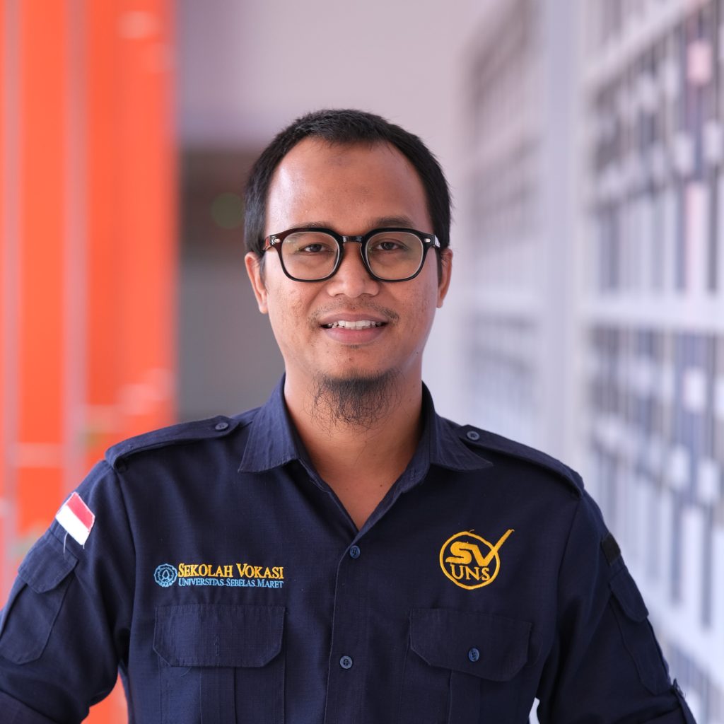 Diploma 3 Perpustakaan - Sekolah Vokasi Universitas Sebelas Maret